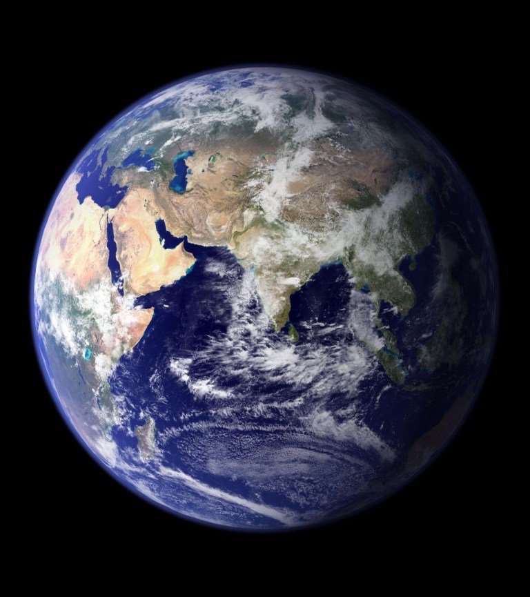 🌍 Earth Day: What It Means and Why It Still Matters – Mindful Explorer